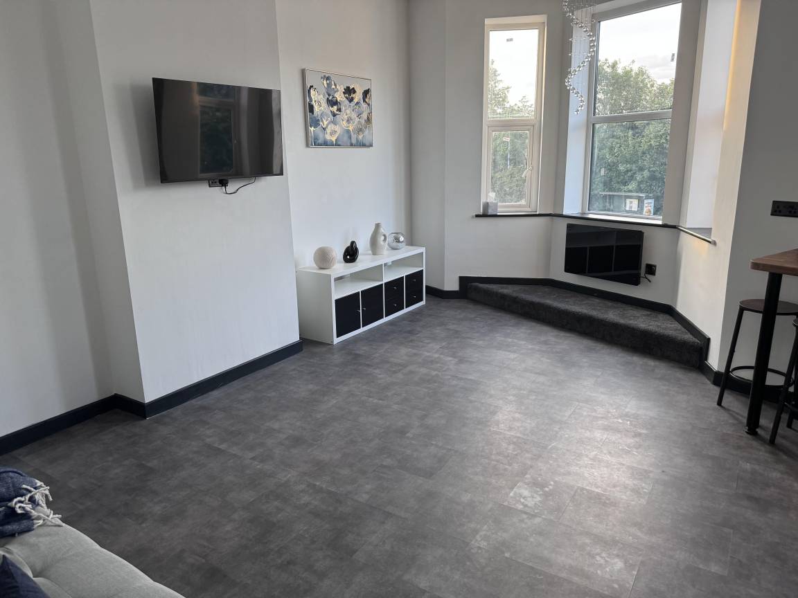 90 M² Apartment ∙ 2 Bedrooms ∙ 5 Guests - Old Trafford Cricket Ground