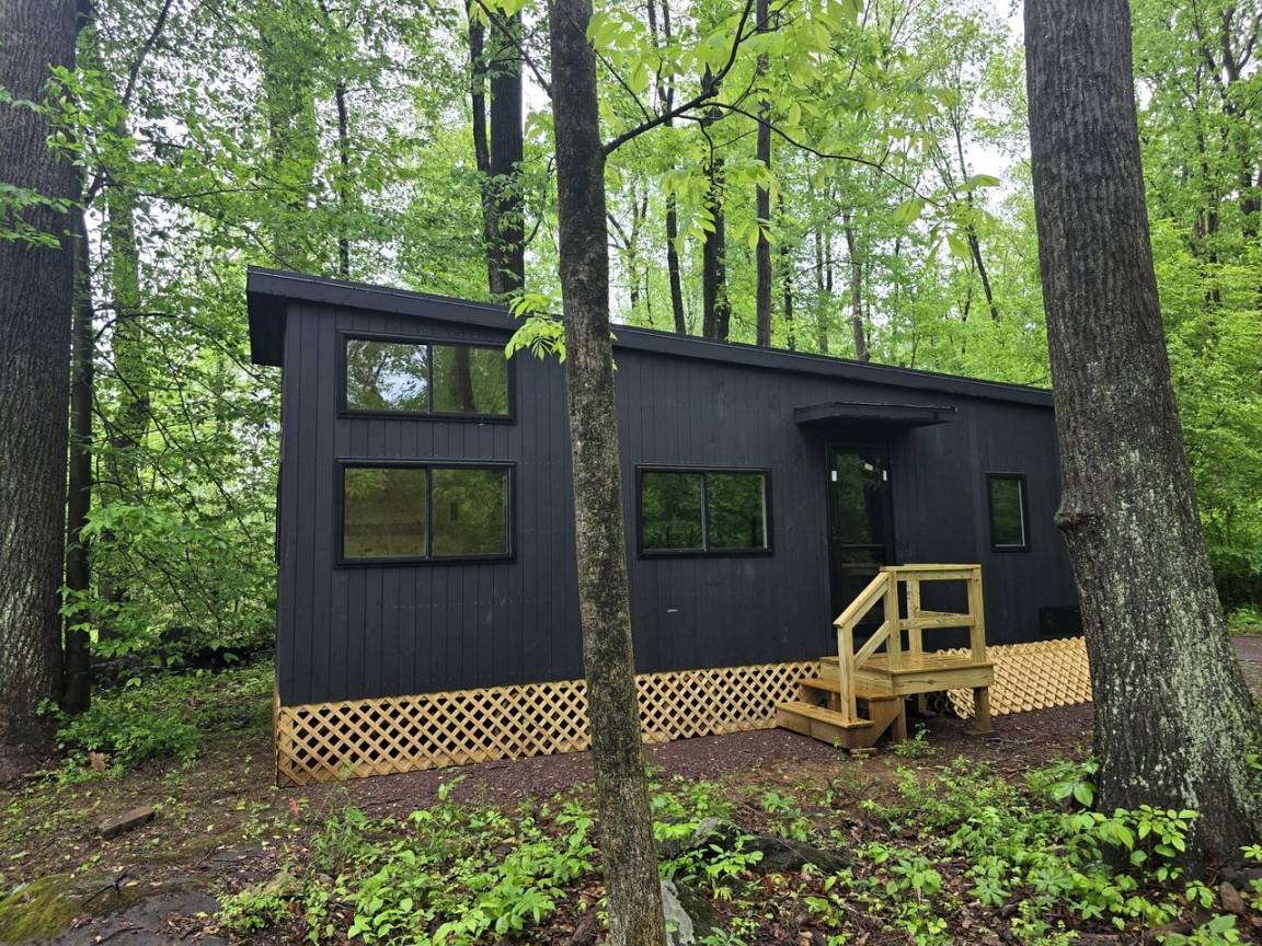 House ∙ 1 Bedroom ∙ 4 Guests - Bucks County, PA