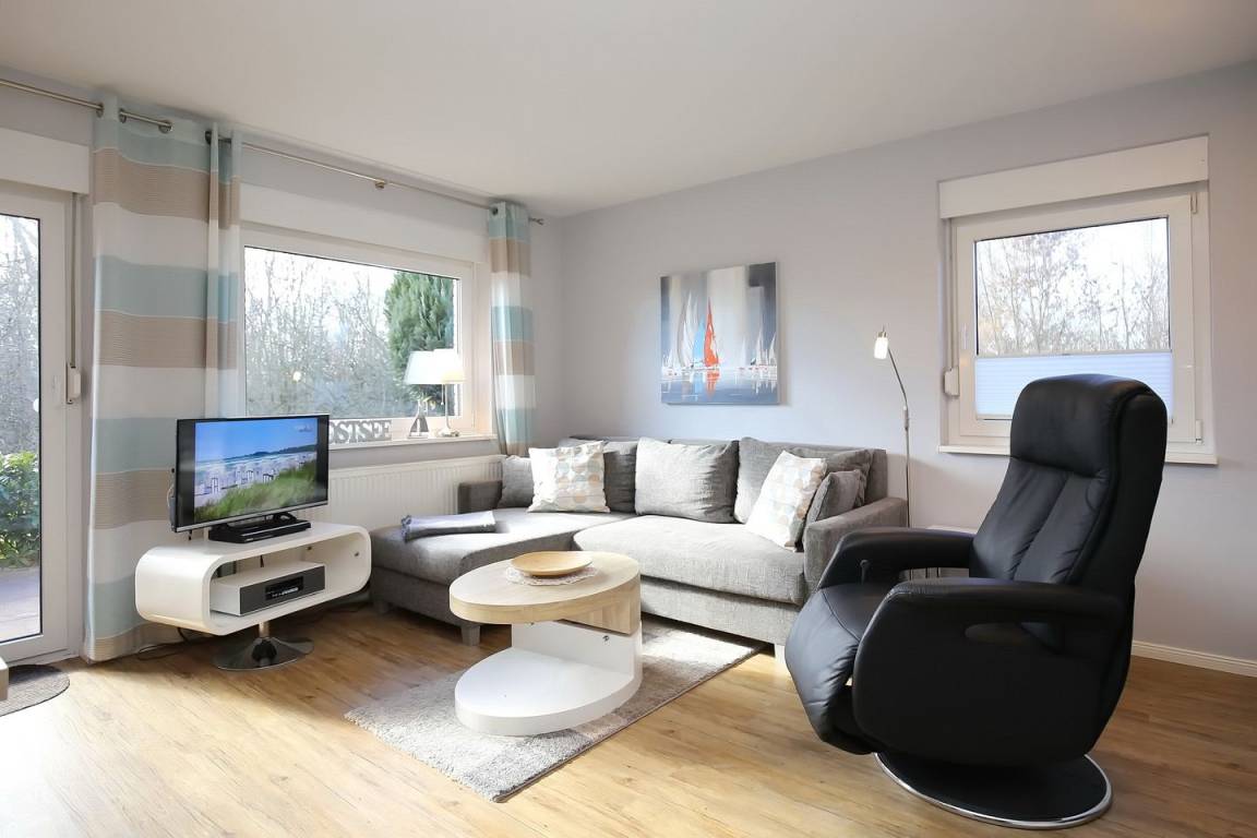 54 M² Ferienhaus ∙ 2 Schlafzimmer ∙ 5 Gäste - Boltenhagen