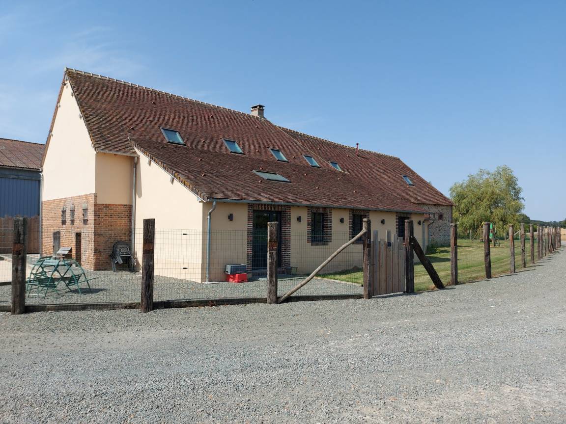 300 M² Cottage ∙ 5 Chambres ∙ 14 Personnes - Eure-et-Loir