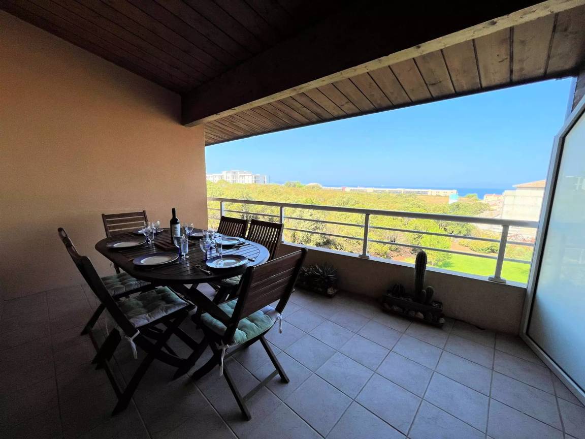 100 M² Apartment ∙ 2 Bedrooms ∙ 6 Guests - Porticcio