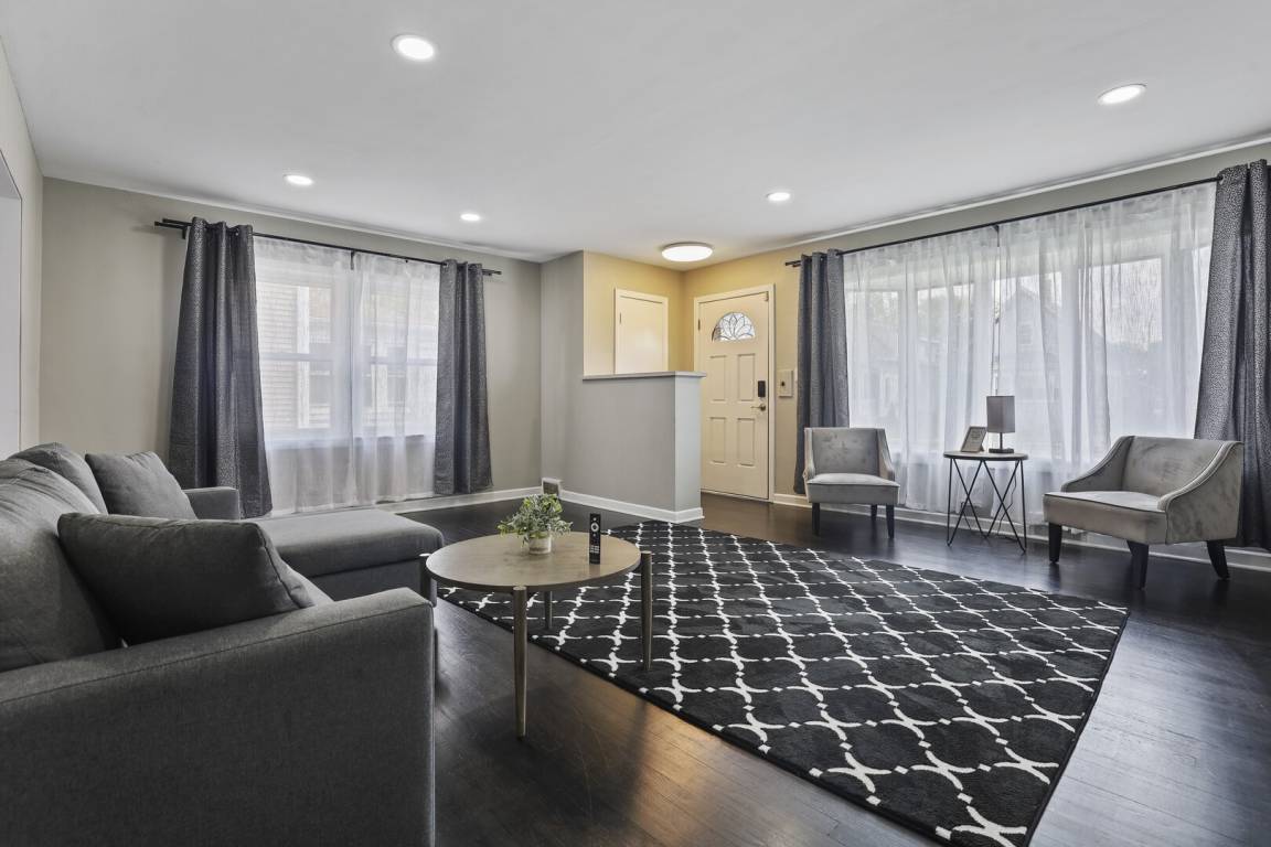 186 M² Apartment ∙ 3 Bedrooms ∙ 10 Guests - Arlington Heights, IL