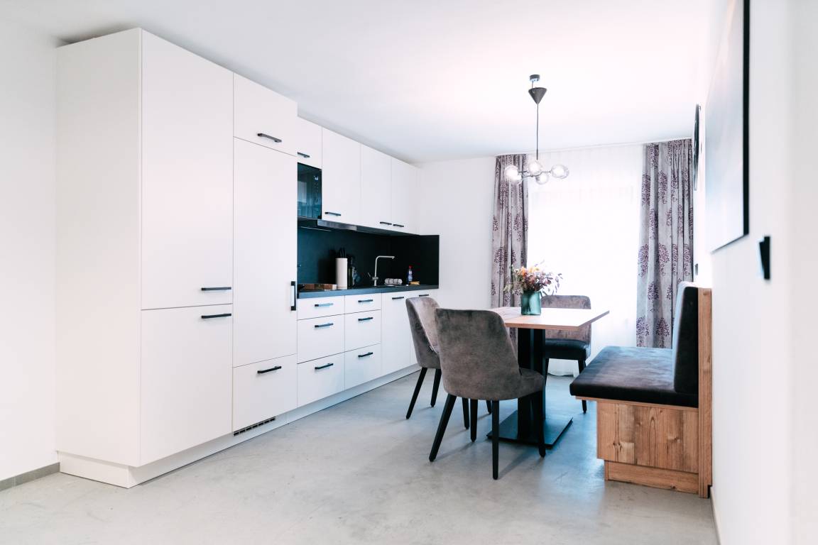 88 M² Ferienwohnung ∙ 2 Schlafzimmer ∙ 7 Gäste - Waging am See