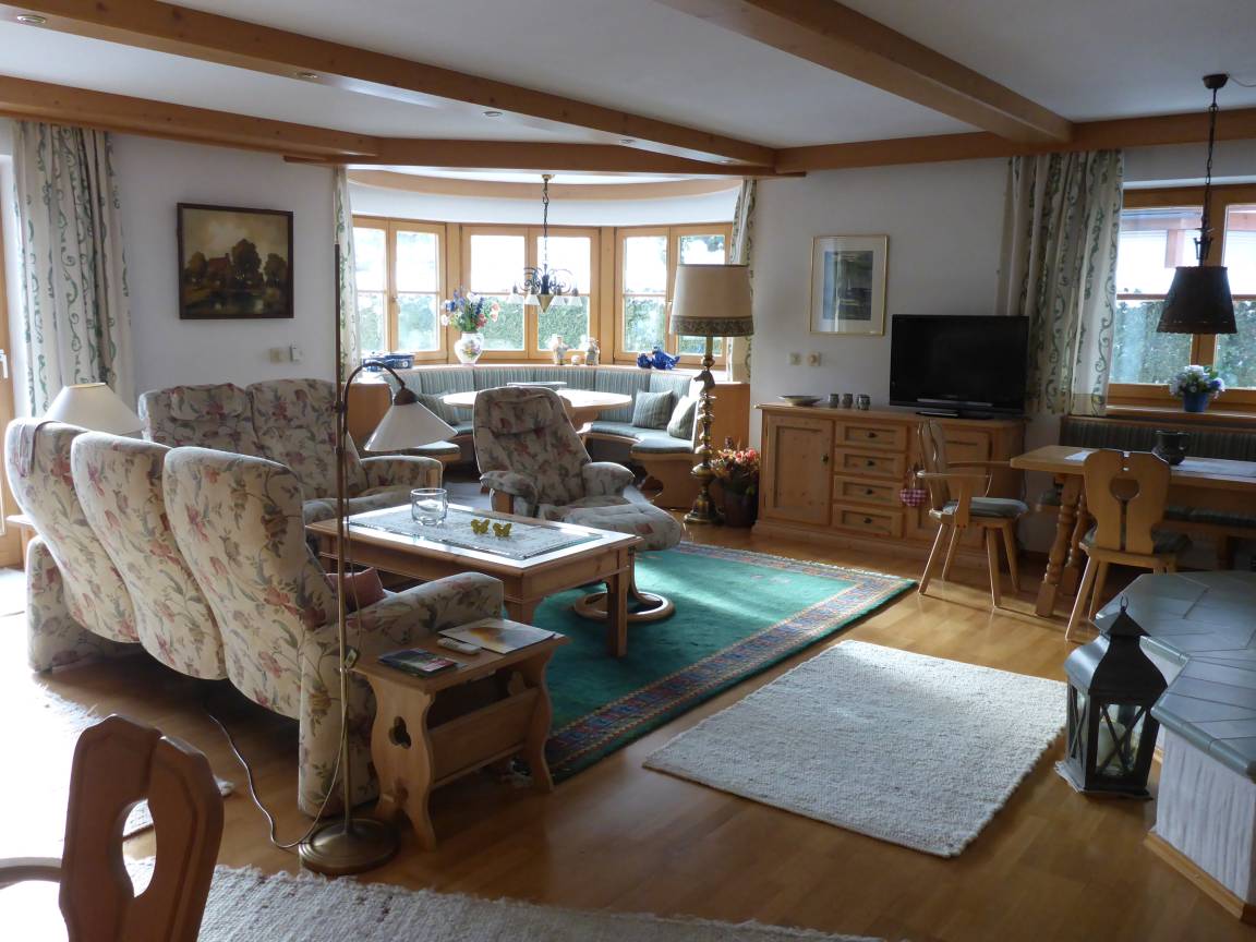 106 M² Ferienwohnung ∙ 2 Gäste - Walchsee