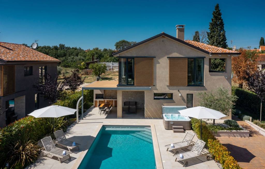 128 M² Villa ∙ 2 Bedrooms ∙ 4 Guests - Poreč