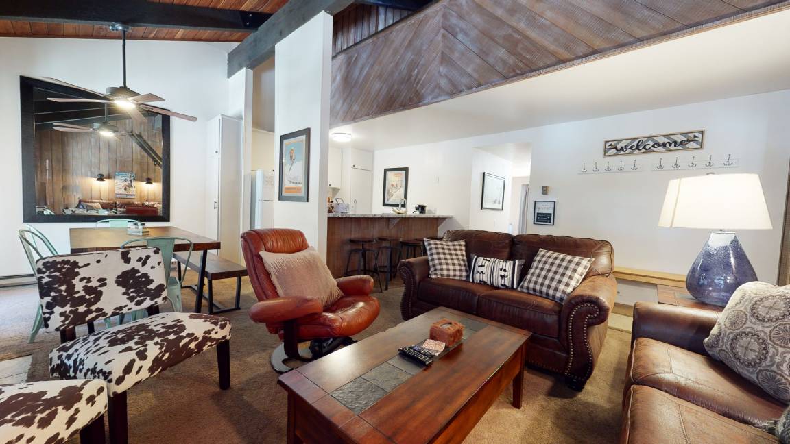 139 M² Condo ∙ 2 Bedrooms ∙ 8 Guests - Mammoth Lakes, CA