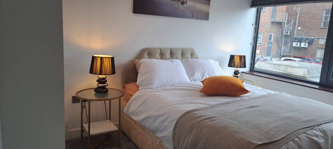 37 M² Apartment ∙ 1 Bedroom ∙ 2 Guests - Bracknell