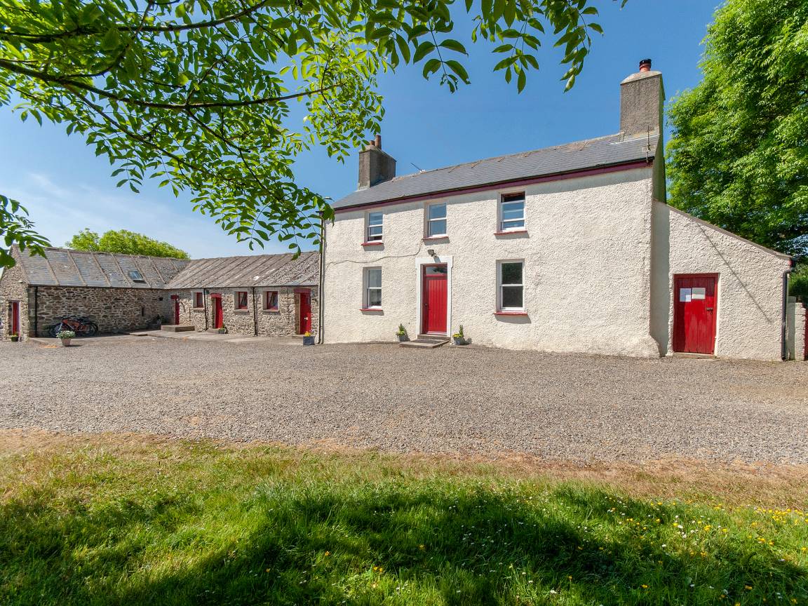 Cottage ∙ 3 Bedrooms ∙ 6 Guests - Solva