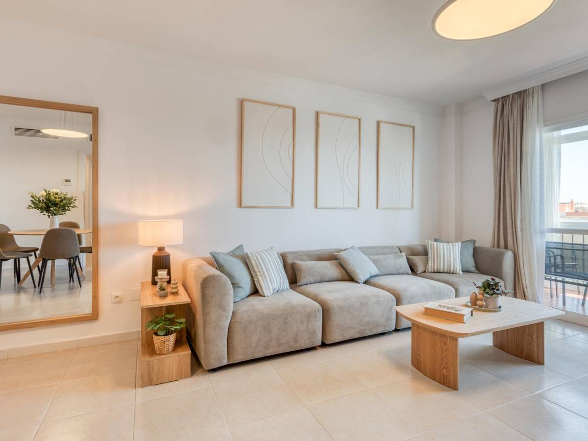 110 M² Appartement ∙ 3 Chambres ∙ 5 Personnes - Estepona