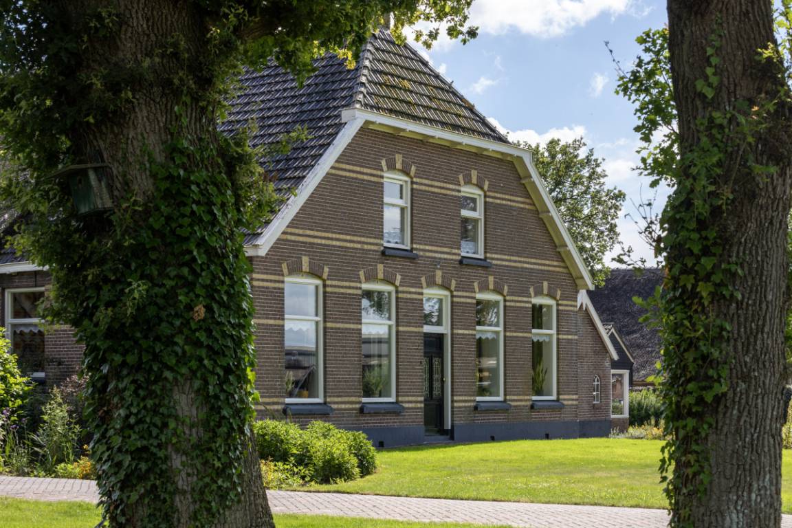 140 M² Huis ∙ 1 Slaapkamer ∙ 2 Gasten - Meppel
