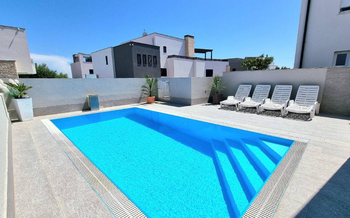 85 M² Apartment ∙ 2 Bedrooms ∙ 4 Guests - Privlaka