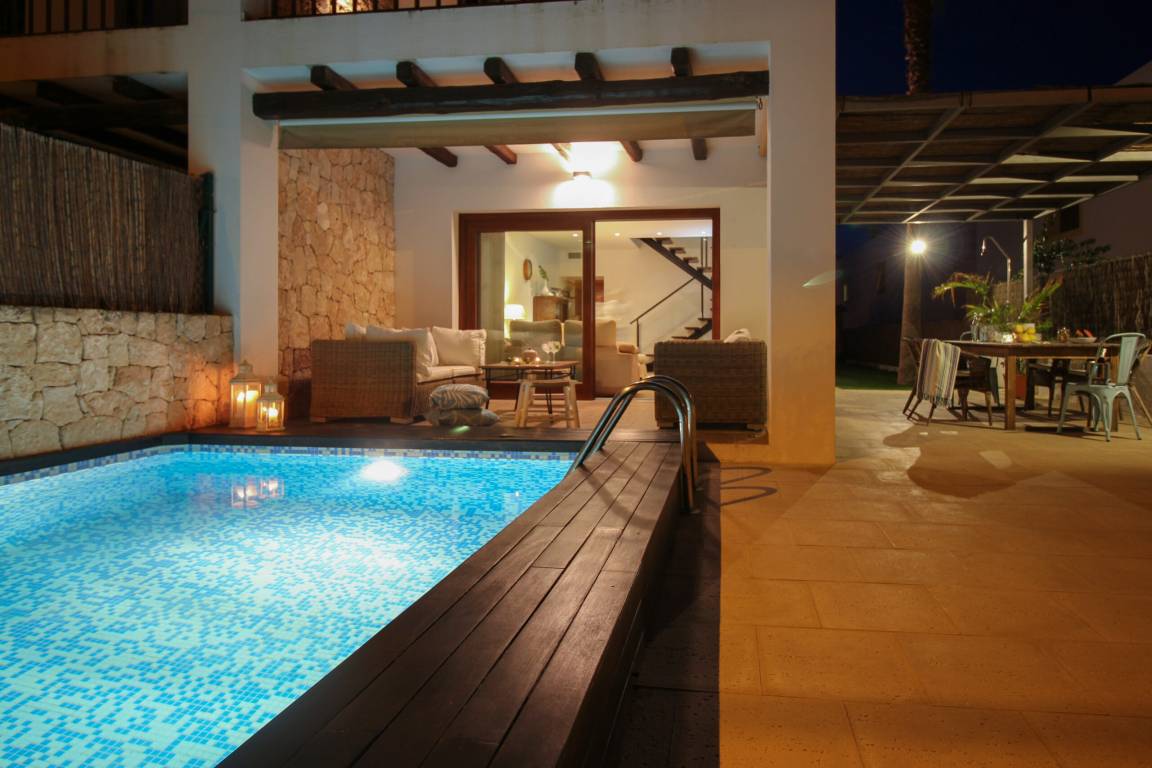140 M² Casa ∙ 3 Habitaciones ∙ 6 Huéspedes - Islas de Ibiza