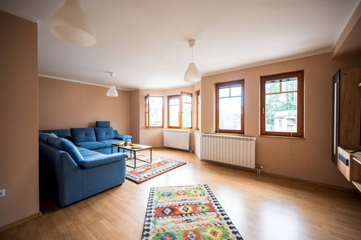 86 M² Apartment ∙ 2 Bedrooms ∙ 6 Guests - Sarajevo