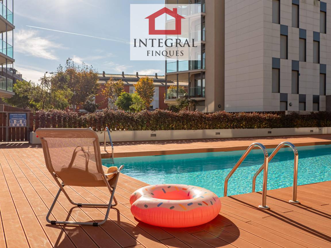 111 M² Apartamento ∙ 3 Habitaciones ∙ 6 Huéspedes - Palamós