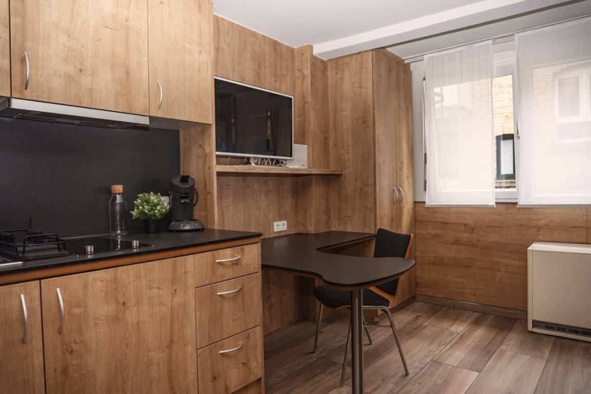 20 M² Appartamento Vacanza ∙ 1 Camera Da Letto ∙ 2 Ospiti - Stoccarda