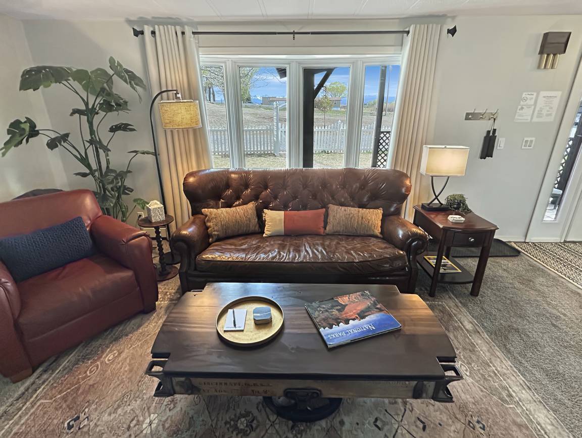 145 M² House ∙ 2 Bedrooms ∙ 4 Guests - Montrose, CO