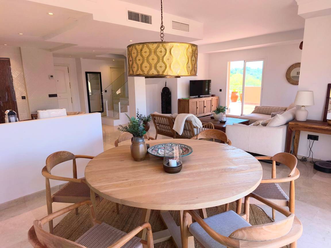 128 M² Apartment ∙ 3 Bedrooms ∙ 6 Guests - Marbella