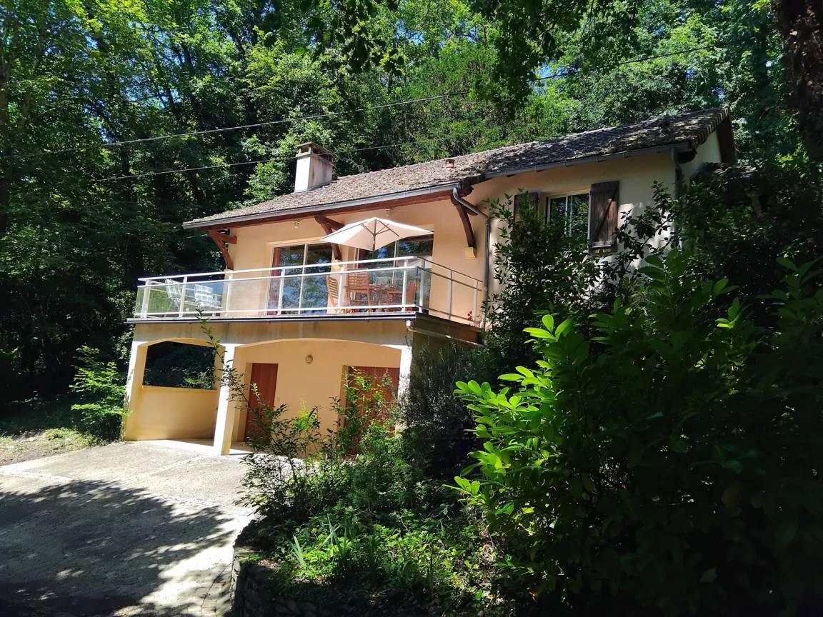 85 M² Maison De Vacances ∙ 2 Chambres ∙ 4 Personnes - Montignac