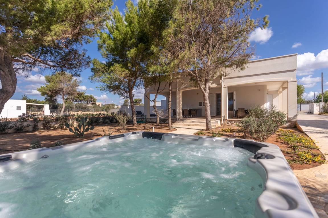 Ferienhaus ∙ 3 Schlafzimmer ∙ 8 Gäste - Ugento