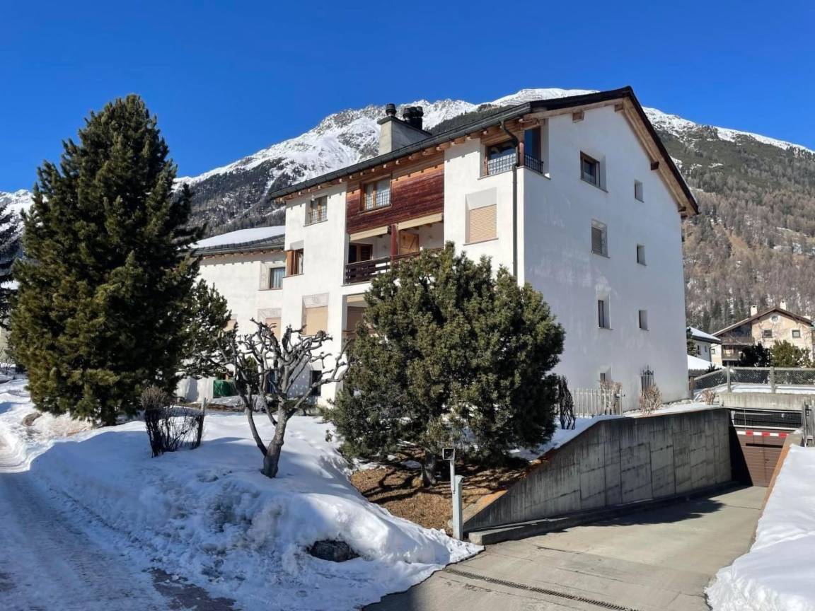 140 M² Apartment ∙ 3 Bedrooms ∙ 6 Guests - Bever