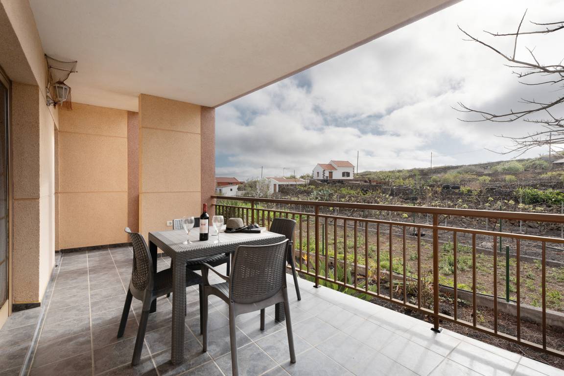 90 M² Ferienhaus ∙ 2 Schlafzimmer ∙ 4 Gäste - El Hierro