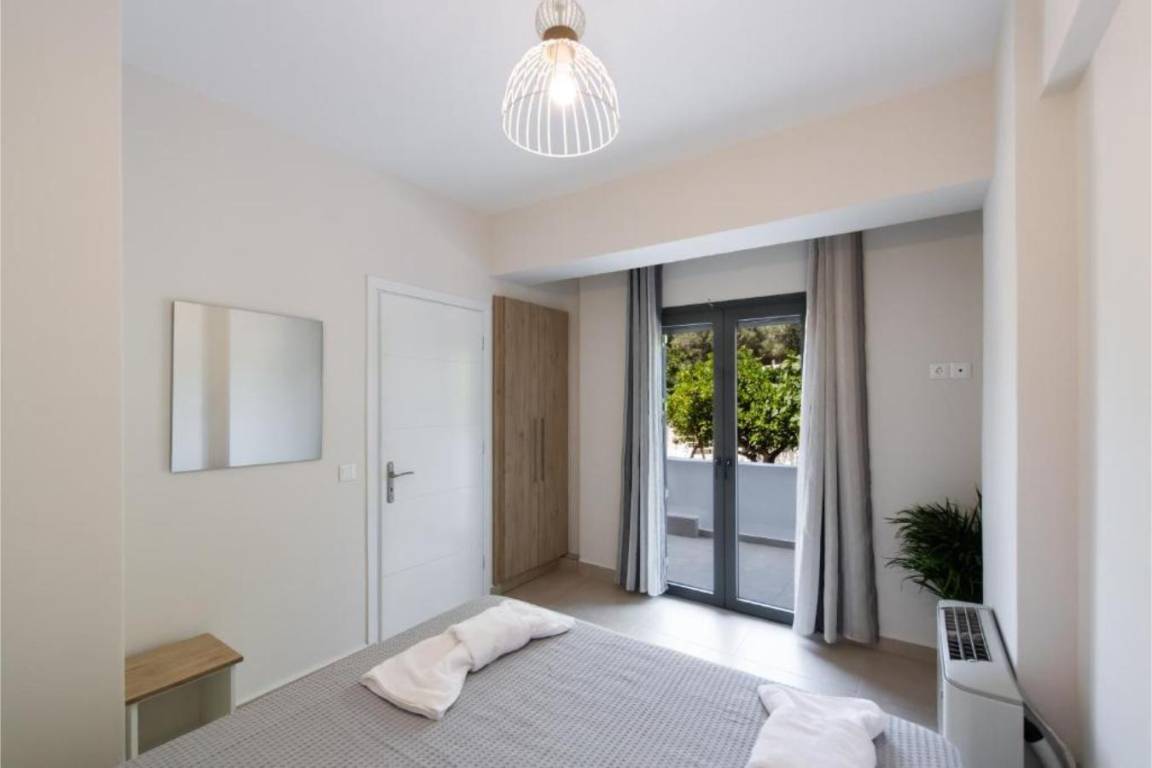 60 M² Apartment ∙ 2 Bedrooms ∙ 4 Guests - Лефкас