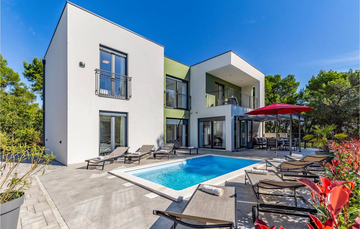 160 M² Huis ∙ 4 Slaapkamers ∙ 8 Gasten - Premantura
