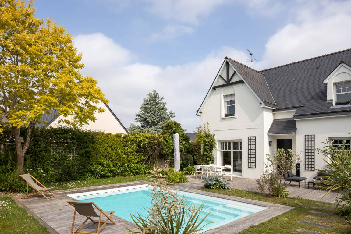 158 M² House ∙ 4 Bedrooms ∙ 8 Guests - Dinard