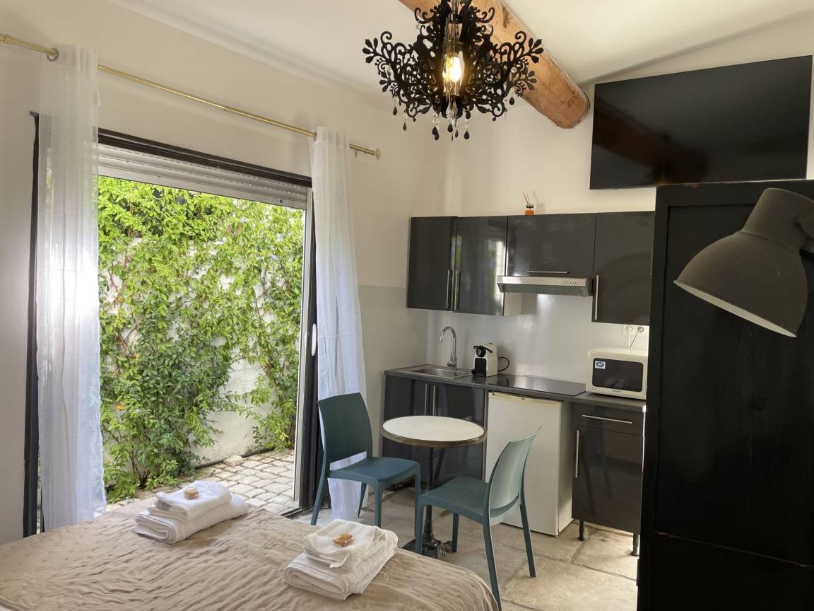15 M² House ∙ 1 Bedroom ∙ 2 Guests - Aix-en-Provence