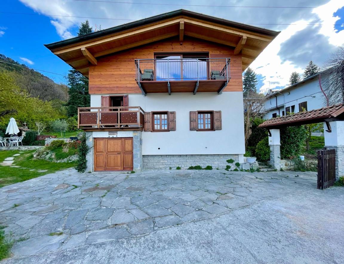 140 M² Ferienhaus ∙ 2 Schlafzimmer ∙ 4 Gäste - Bellagio