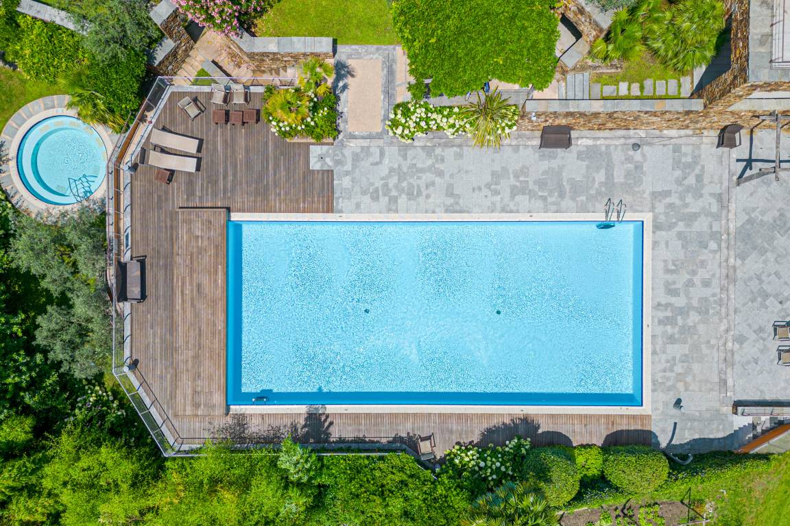 150 M² Huoneisto ∙ 3 Makuuhuonetta ∙ 6 Vierasta - Menaggio