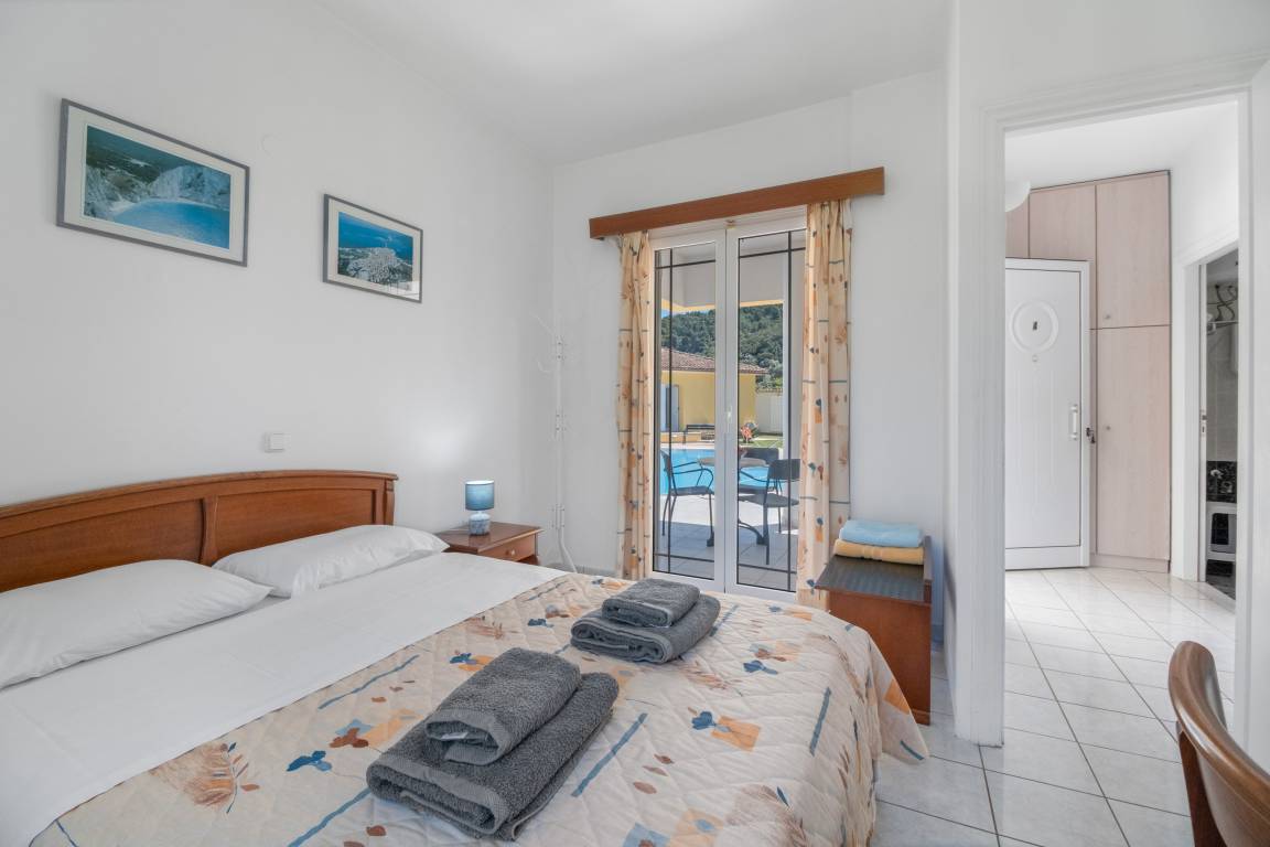 40 M² House ∙ 1 Bedroom ∙ 4 Guests - Lefkada