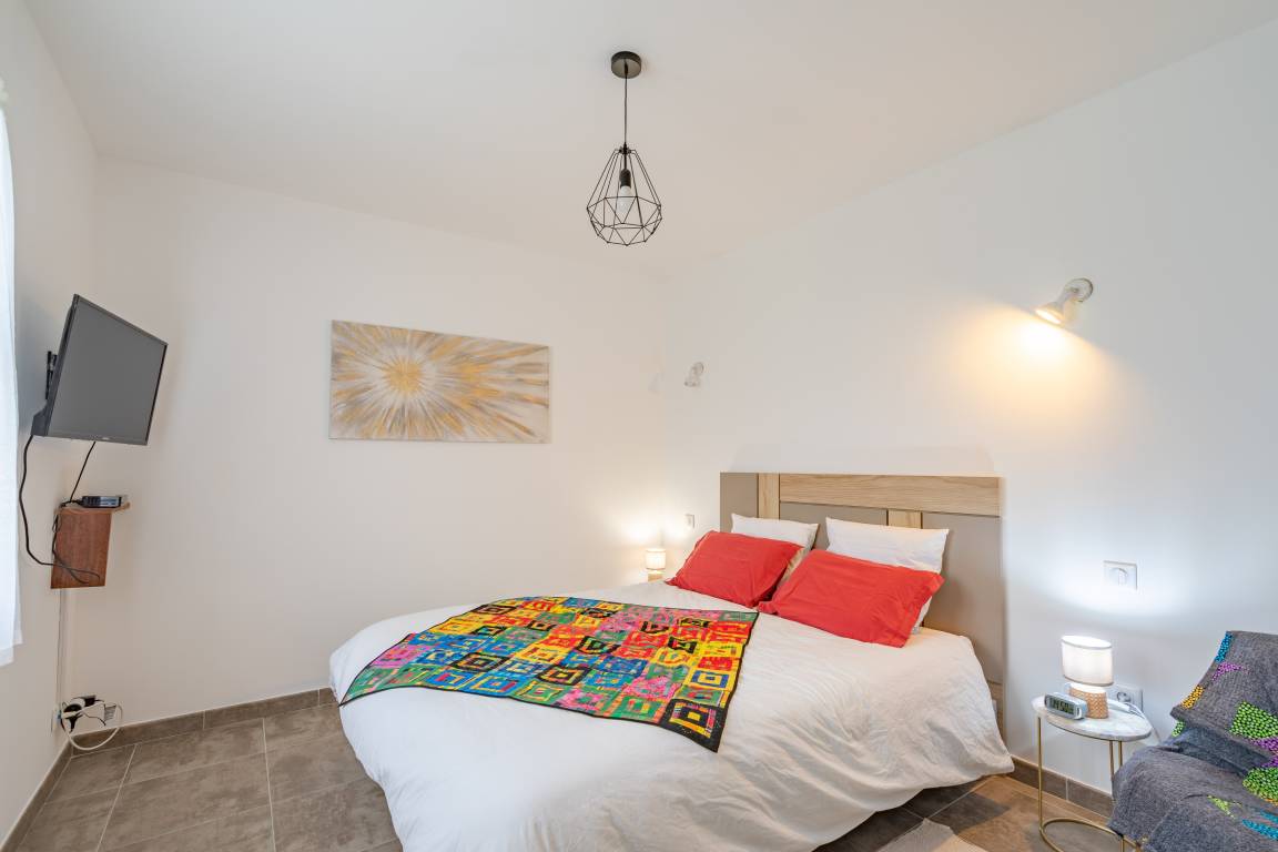 20 M² Chambre D'hôtes ∙ 1 Chambre ∙ 2 Personnes - Saint-Sulpice-de-Royan