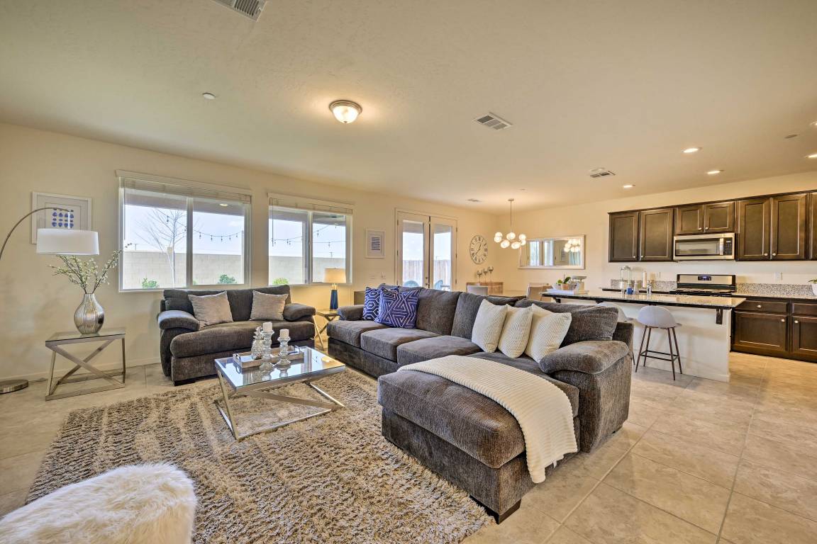 175 M² House ∙ 3 Bedrooms ∙ 6 Guests - Visalia, CA