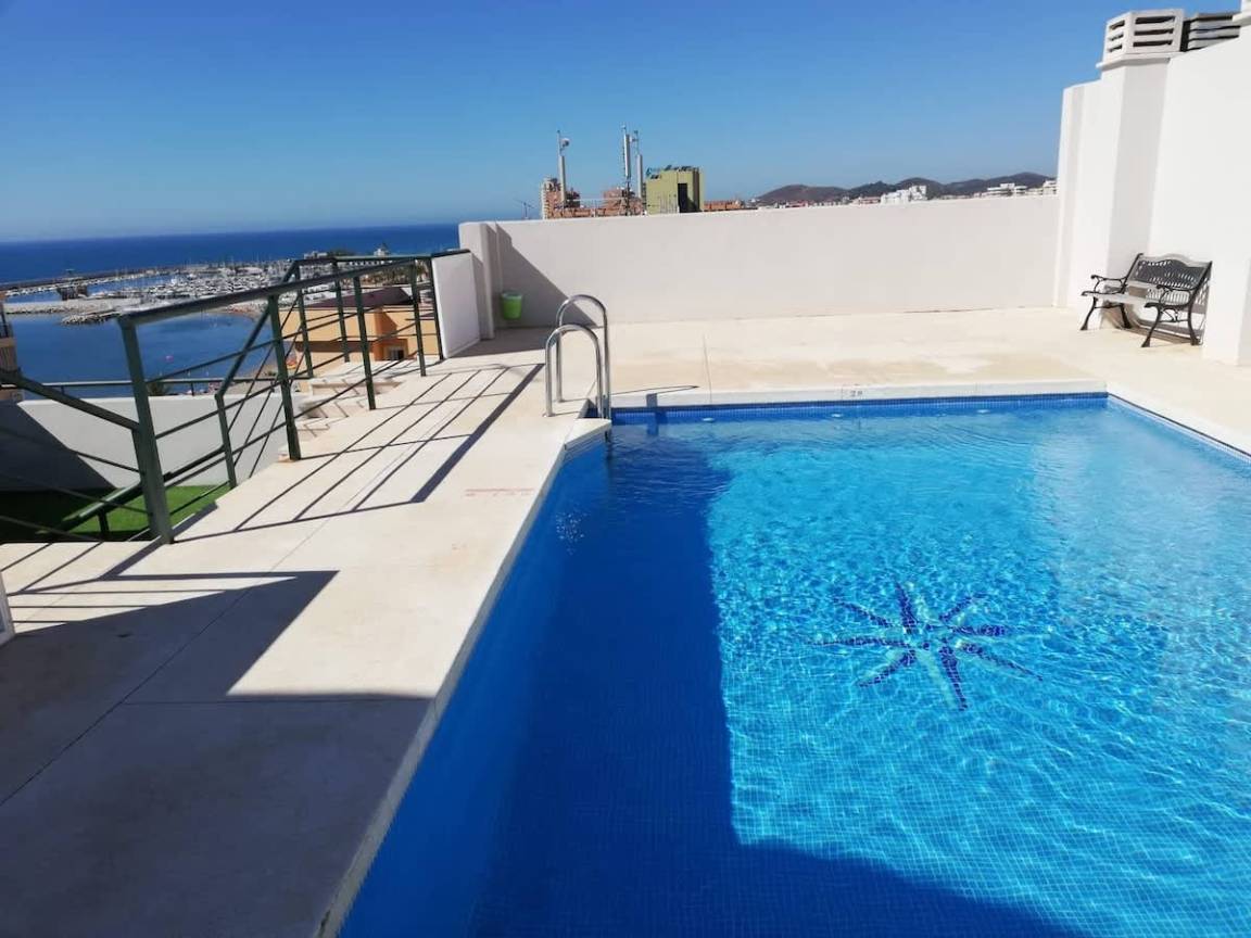 85 M² Apartamento ∙ 2 Habitaciones ∙ 4 Huéspedes - Fuengirola