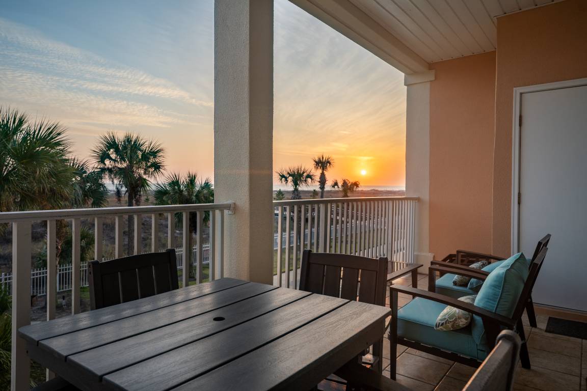 Condo ∙ 2 Bedrooms ∙ 6 Guests - Dauphin Island, AL
