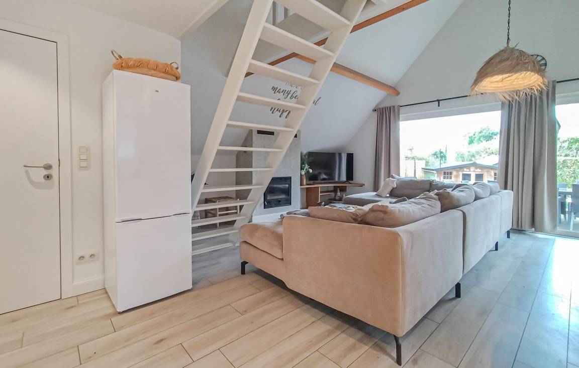 210 M² House ∙ 4 Bedrooms ∙ 12 Guests - Vosselaar