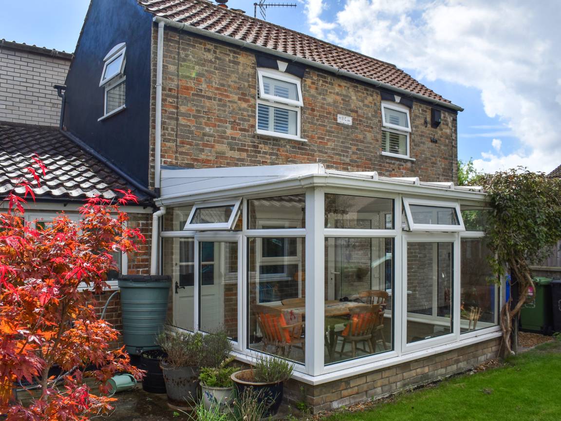 Cottage ∙ 2 Bedrooms ∙ 4 Guests - Lowestoft