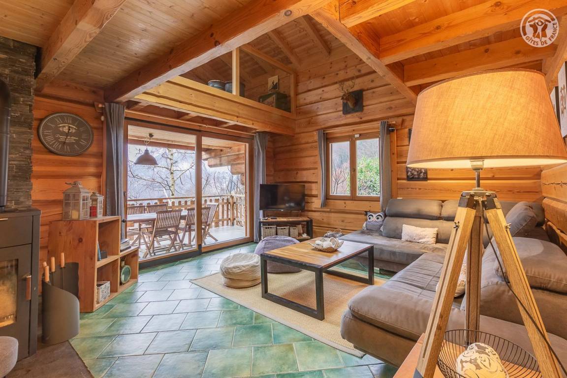215 M² Gîte ∙ 5 Chambres ∙ 12 Personnes - Albertville