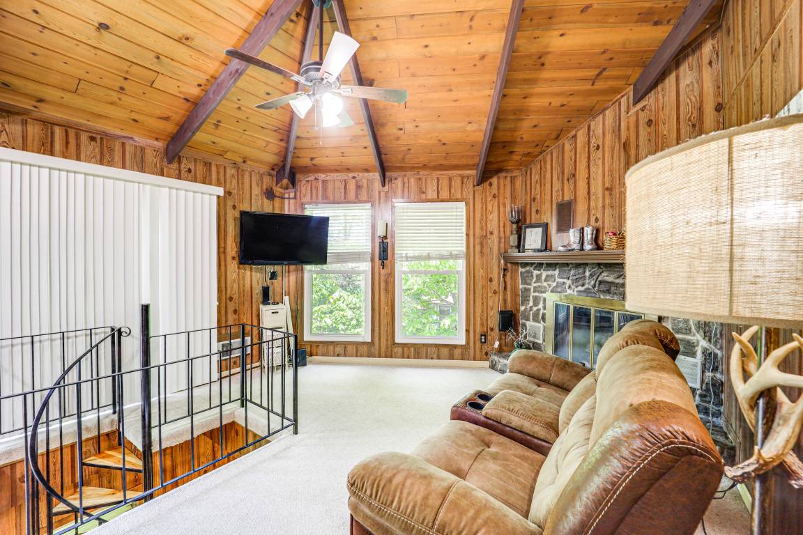 139 M² House ∙ 2 Bedrooms ∙ 8 Guests - Beech Mountain, NC