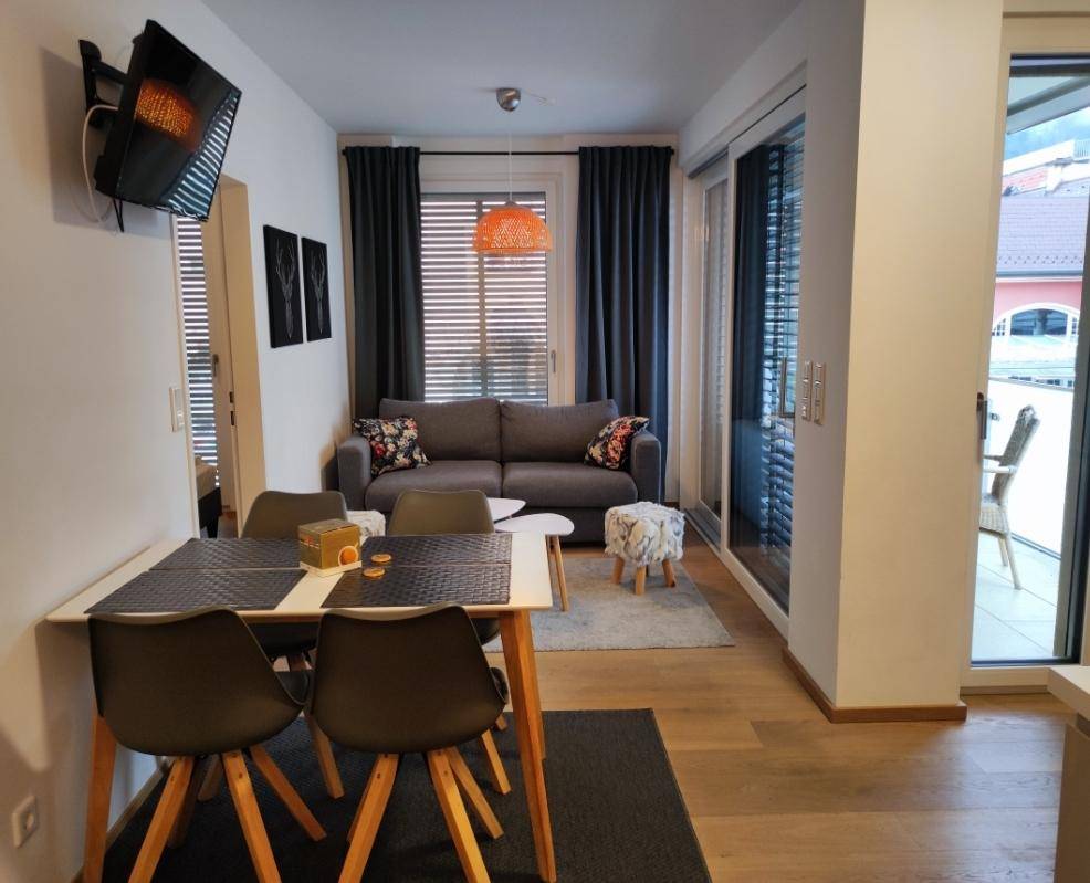 38 M² Ferienwohnung ∙ 1 Schlafzimmer ∙ 4 Gäste - Pörtschach am Wörthersee