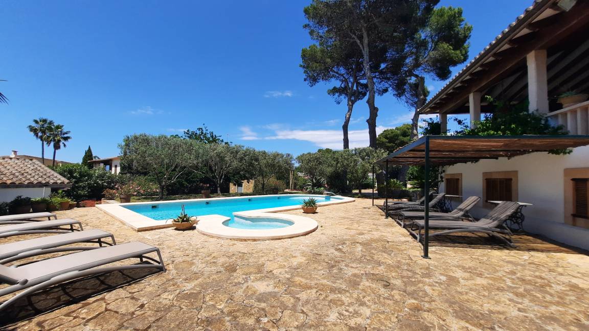 200 M² Casa ∙ 5 Habitaciones ∙ 9 Huéspedes - El Arenal