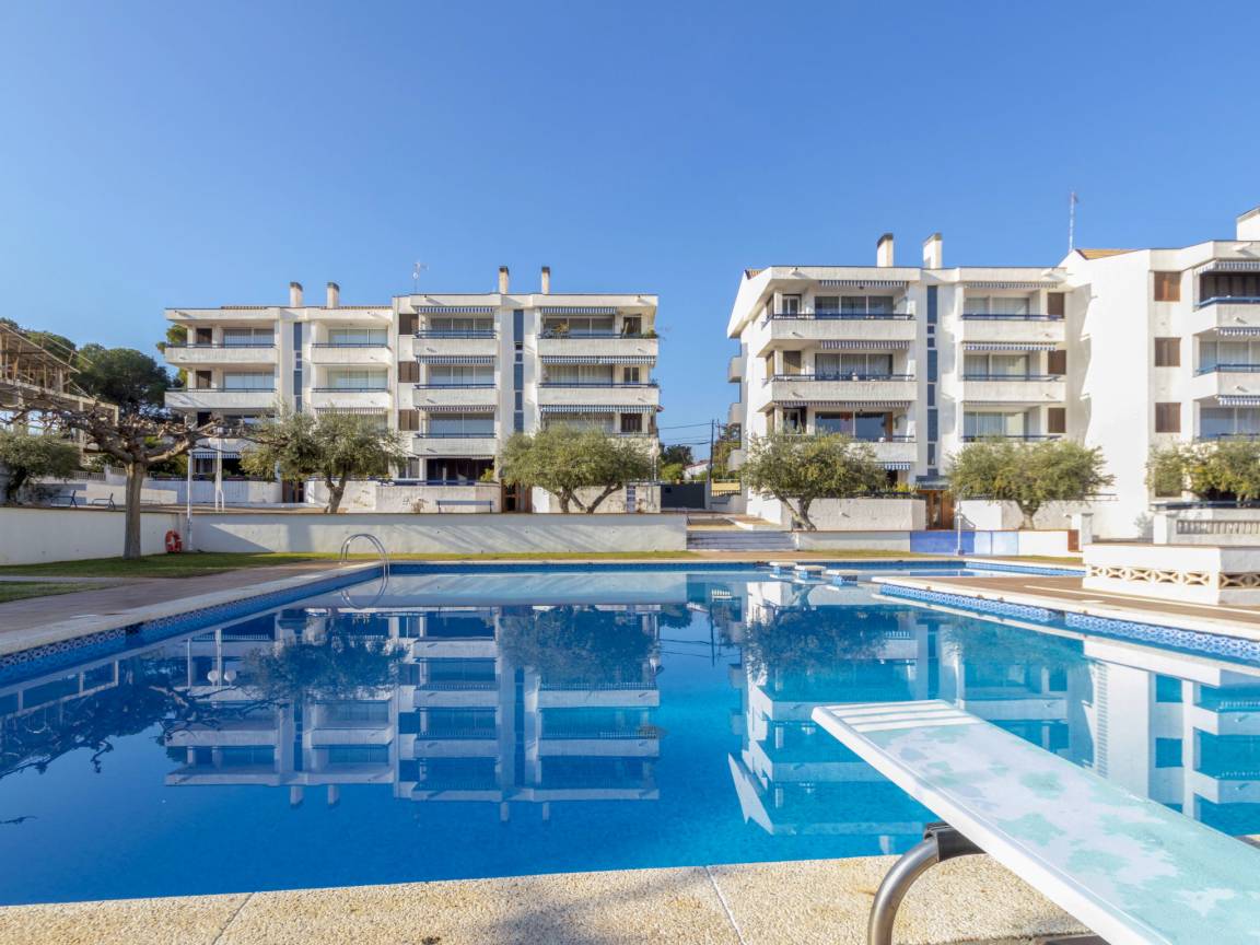 67 M² Apartamento ∙ 3 Habitaciones ∙ 6 Huéspedes - Torredembarra