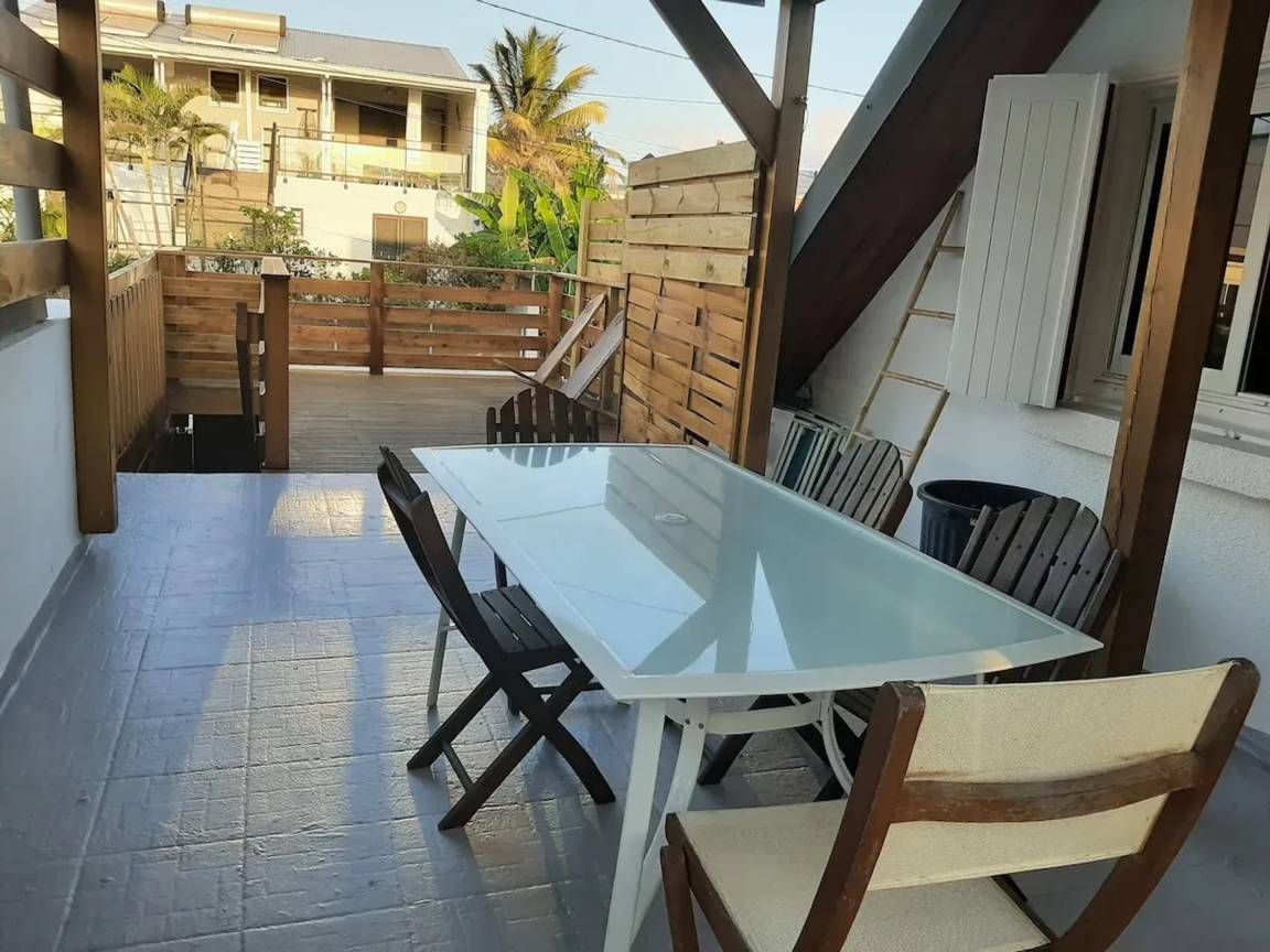 75 M² Appartement ∙ 2 Chambres ∙ 4 Personnes - Saint-Pierre