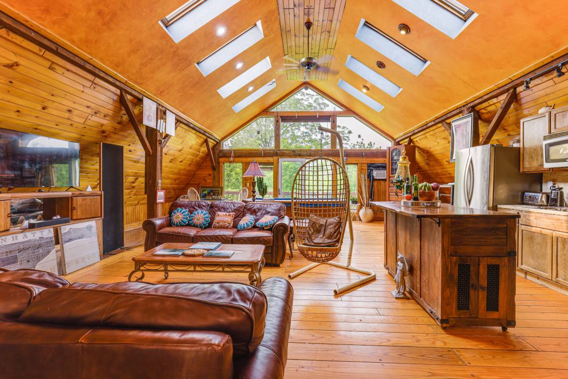 167 M² Apartment ∙ 2 Guests - Owasco Lake, NY