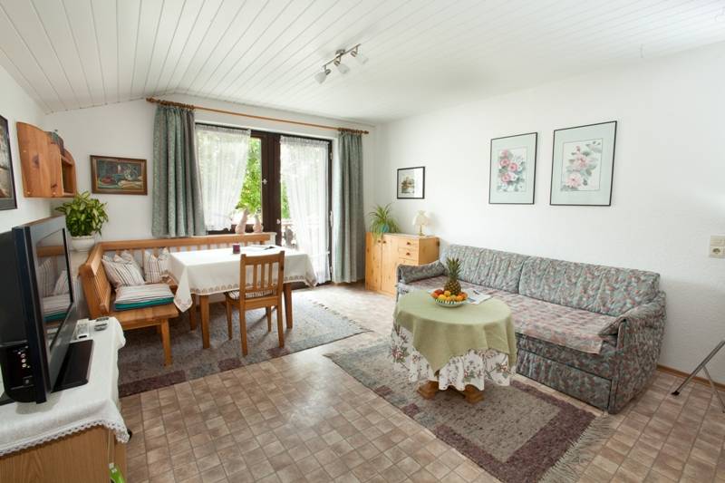 56 M² Ferienwohnung ∙ 2 Gäste - Bernau am Chiemsee