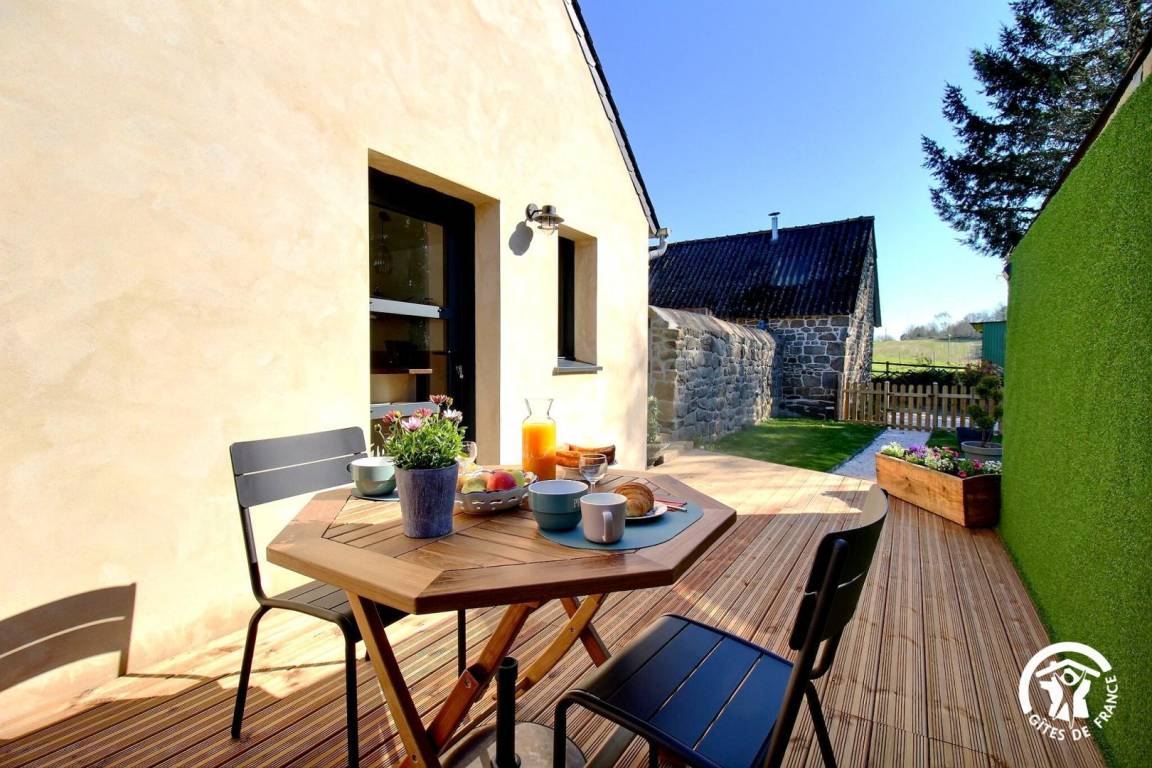 53 M² Gîte ∙ 1 Chambre ∙ 2 Personnes - Arzano