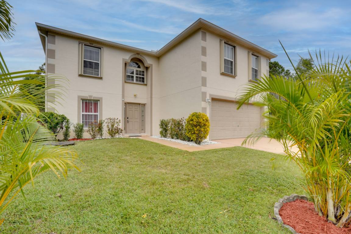 259 M² House ∙ 4 Bedrooms ∙ 18 Guests - Fort Pierce, FL