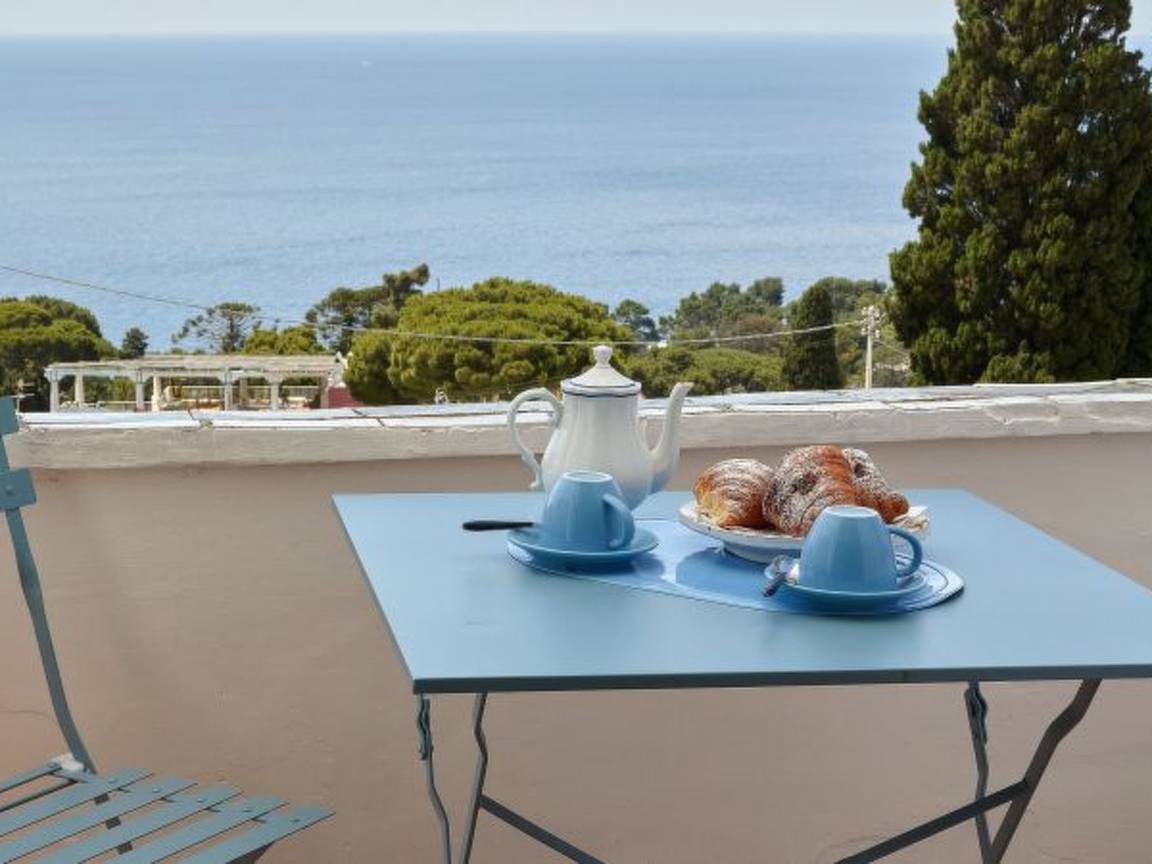 55 M² Appartamento Vacanza ∙ 1 Camera Da Letto ∙ 4 Ospiti - Isola di Capri