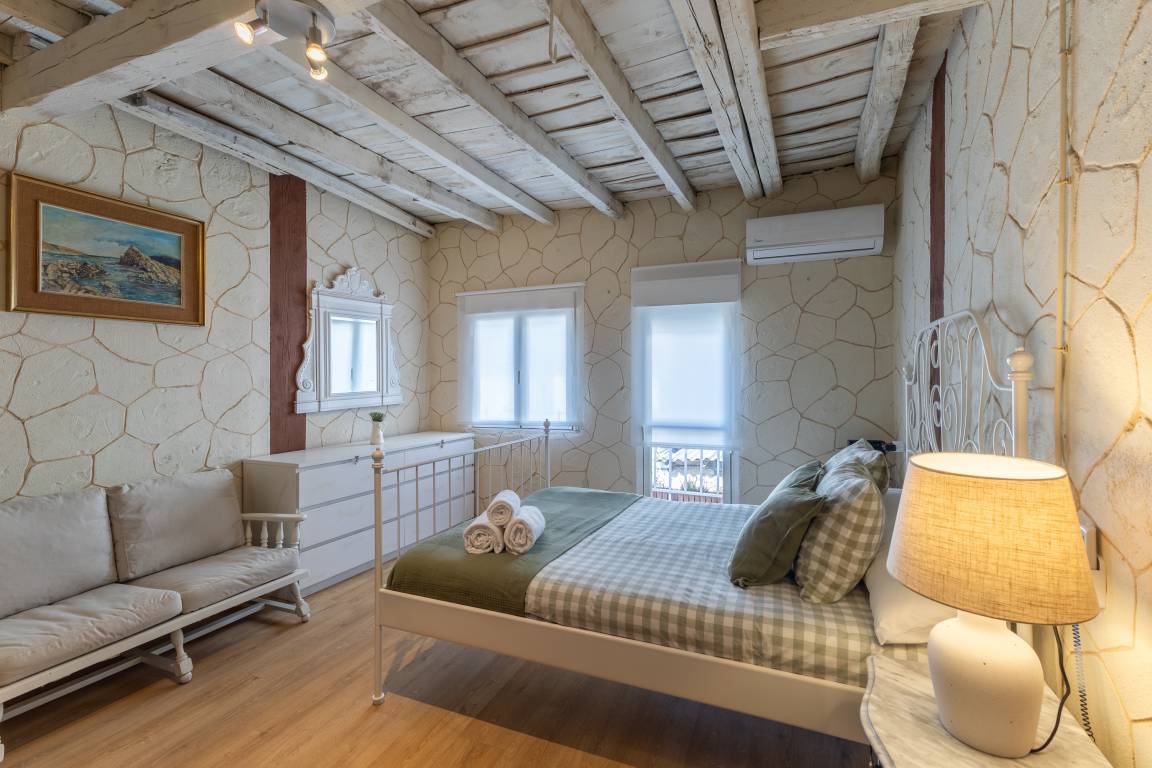 160 M² Casa ∙ 4 Habitaciones ∙ 13 Huéspedes - Arenas de San Pedro